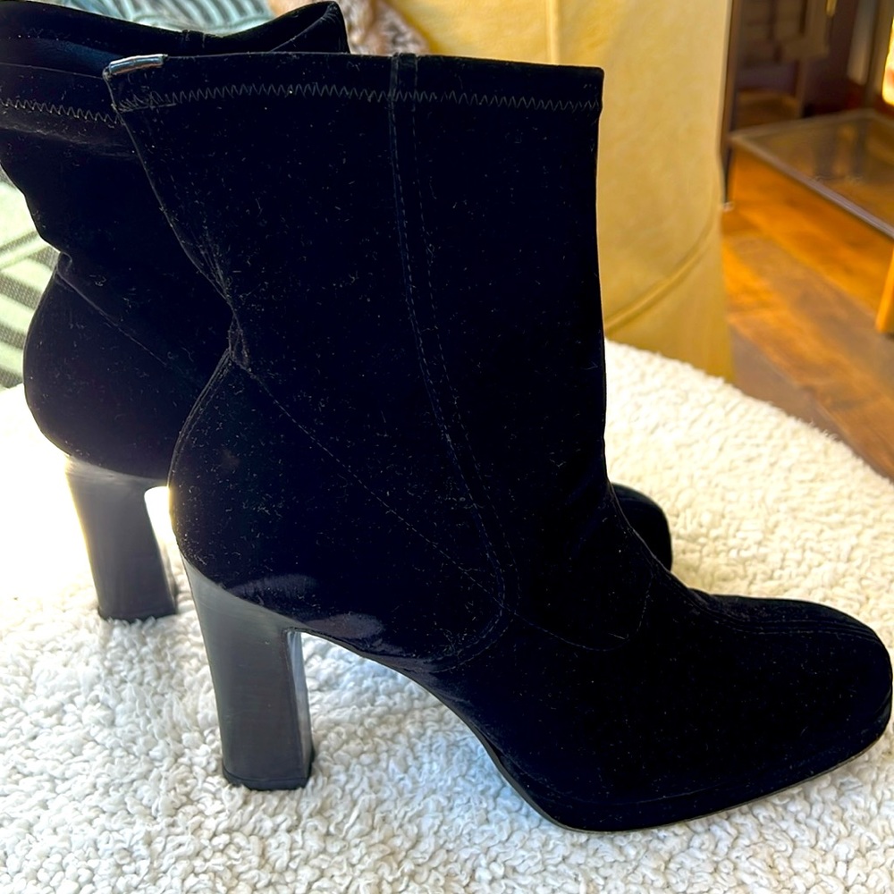 Dkny Velvet Platform Black Boots - Gem